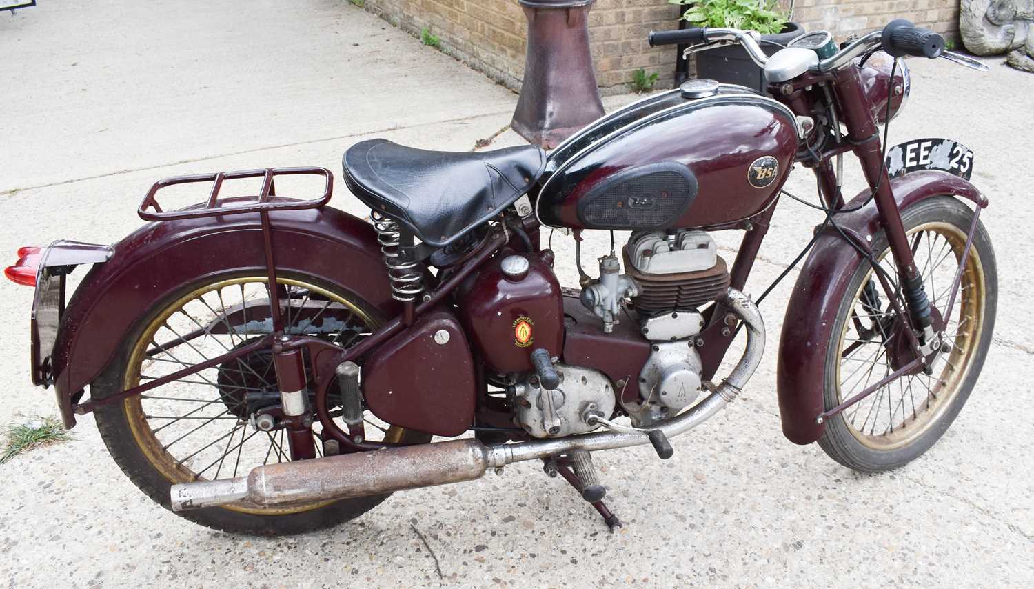 Lot 522 - A BSA C10L motorbike, 250cc, registered in