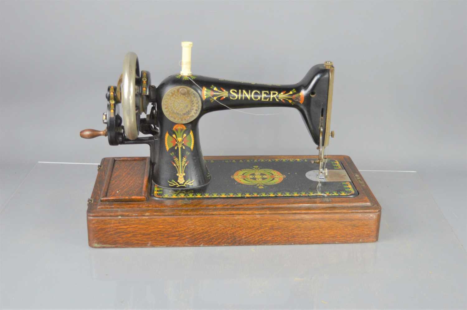 Lot 260 - A vintage Singer sewing machine