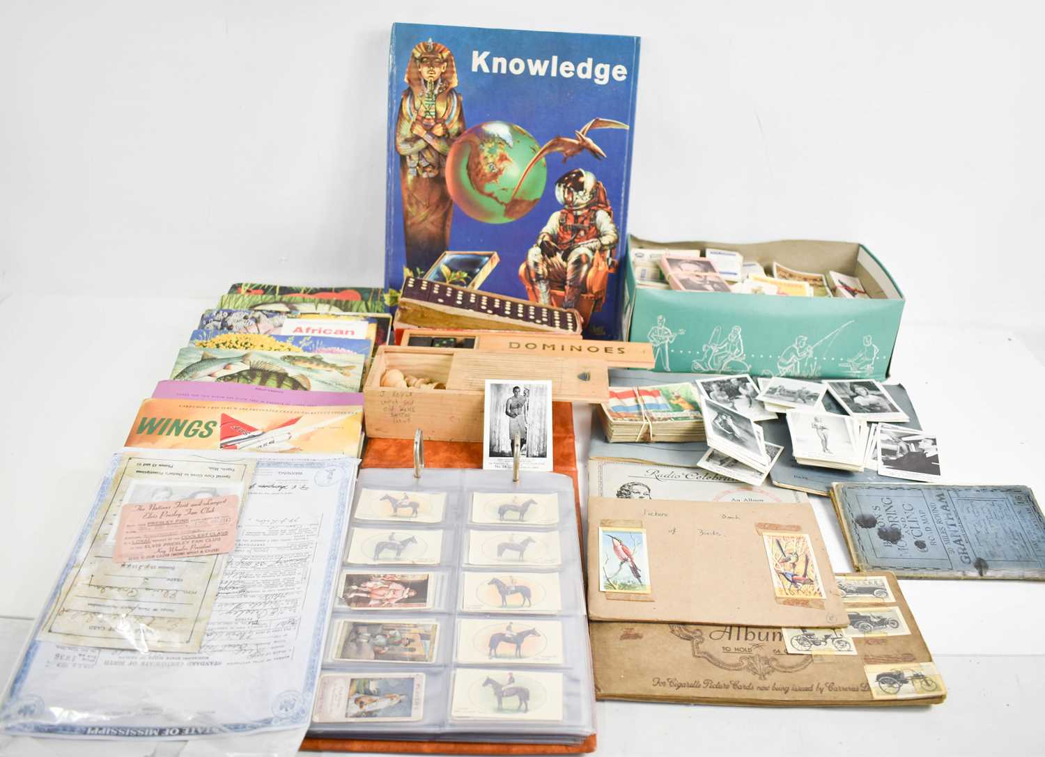 Lot 361 - A group of printed ephemera to include sets