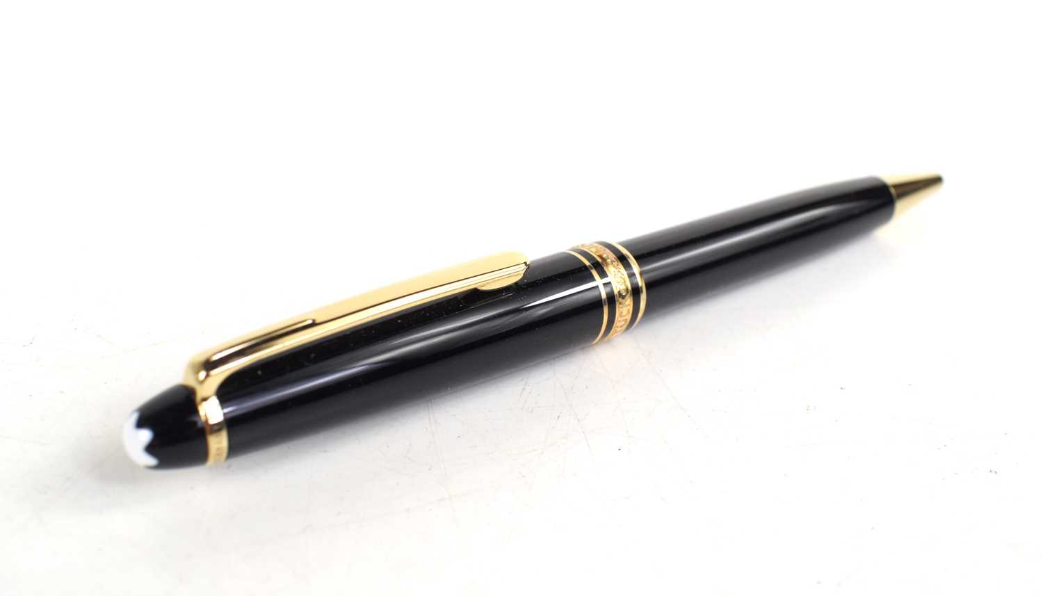 Lot 336 - A Mont Blanc pen, biro, in black with the