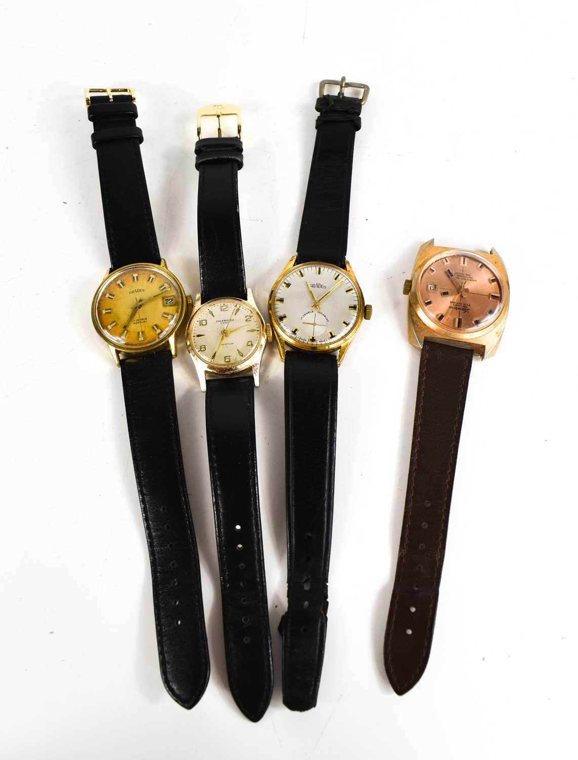 Lot 144 - A group of four vintage watches to include
