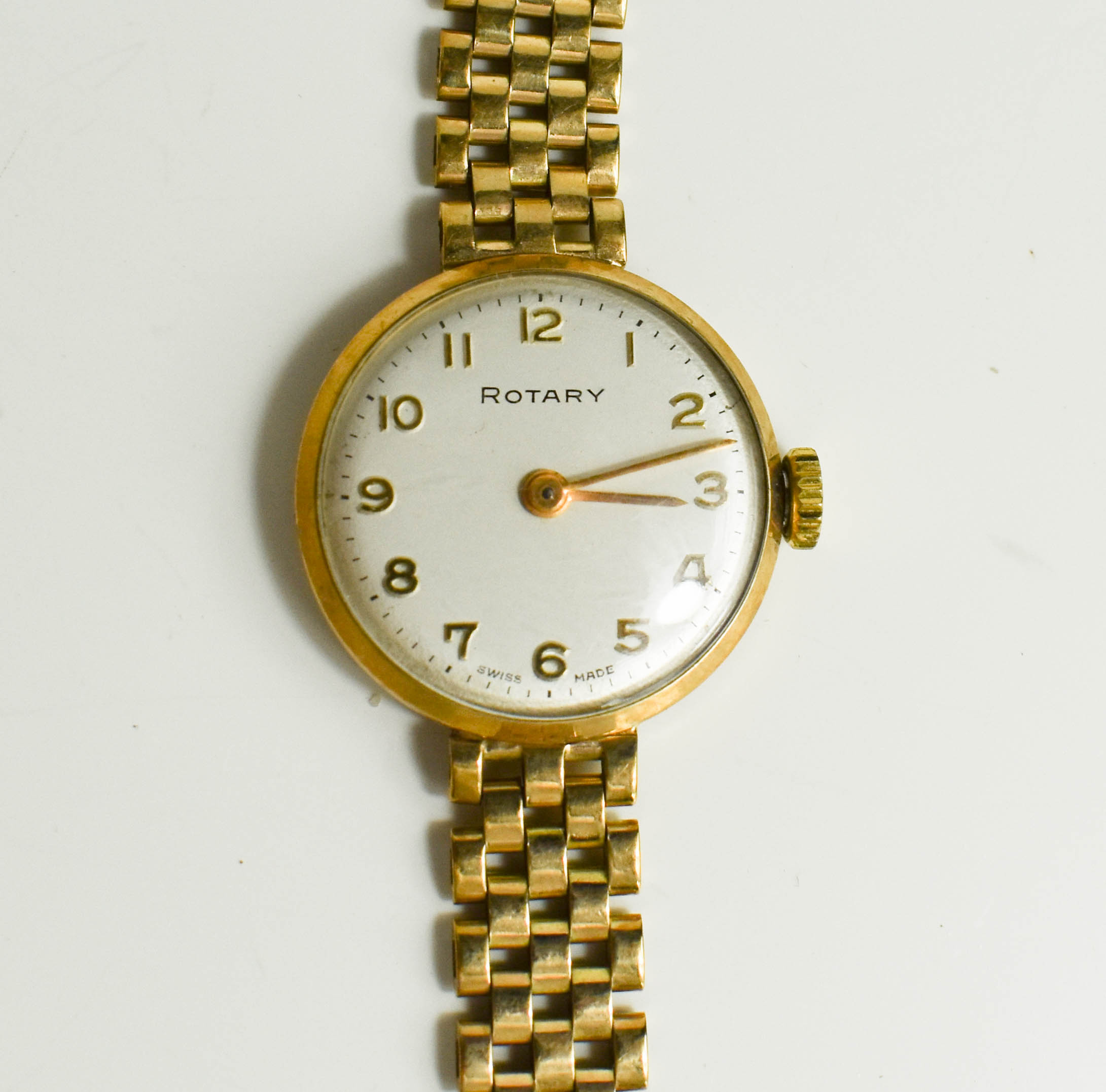 Lot 61 - A 9ct gold ladies Rotary wristwatch, with a